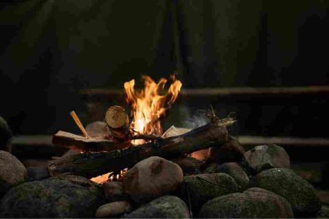 How to Build a Campfire Safely: Step-by-Step Guide