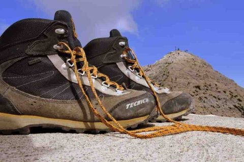15 Best Mountaineering Boots in 2026 [Easy Guide]